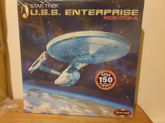 STAR TREK USS Enterprise NCC-1701 Refit 1/350 Scale Model Kit Polar ...