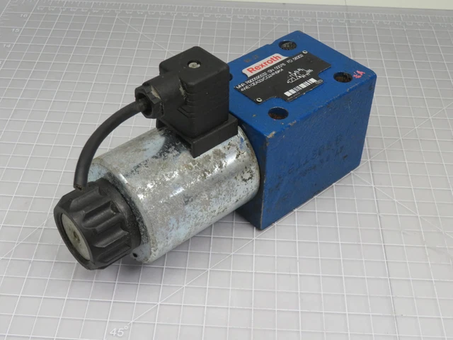 REXROTH R900595532 4WE10WA33/CG24N9K4 Directional Control Valve 24 VDC ...
