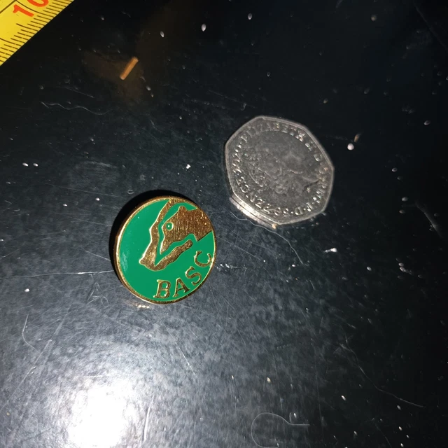 VINTAGE BASC HUNT Badge With Safety Catch £12.00 - PicClick UK