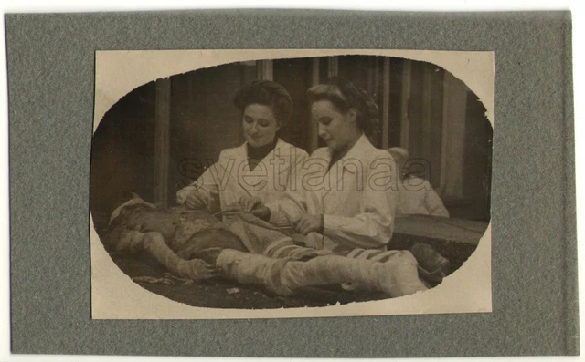 MEDICAL SCHOOL GIRLS Anatomy Autopsy Post Mortem Corpse Soviet unusual ...