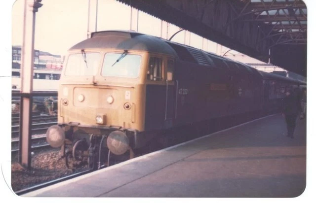 PHOTO 6X4 MANCHESTER Victoria Station 47222 Appleby Frodingham is ...