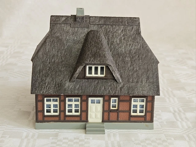 KIBRI B-8230 H0 FISCHERHAUS mit REETDACH fertig gebaut SAMMLER VINTAGE ...