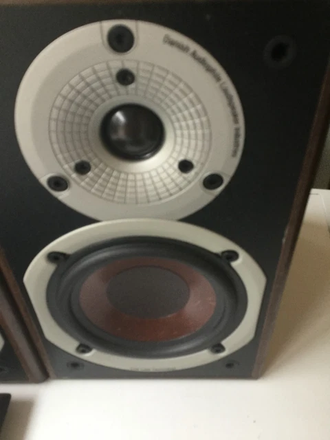 UNTESTED/FAULTY DALI SPEKTOR 1 bookshelf speakers pair for parts. £94. ...