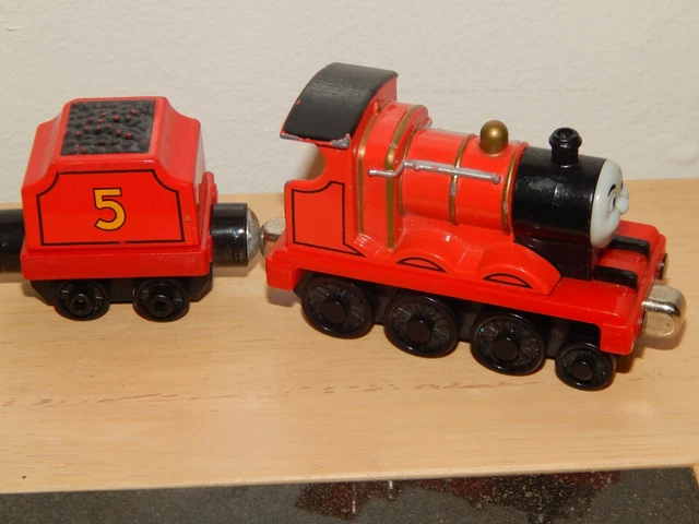 THOMAS THE TANK ENGINE TAKE + PLAY JAMES #G (p+p discount available) £3 ...