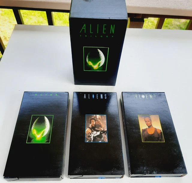 ALIEN TRILOGY VHS Collectible Box Set Alien, Aliens and Alien 3 (1993 ...
