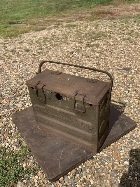 BRITISH ARMY RADIO 12v Battery Box Zb12715 Ferret Military Land Rover ...