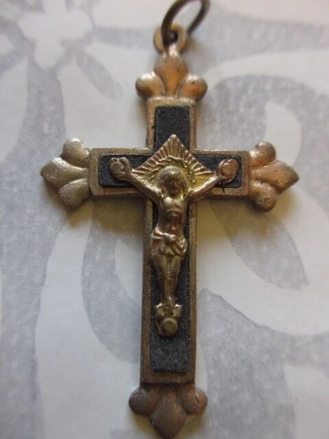 OBJET RELIGIEUX CRUCIFIX Croix En Bois Et Argent, Pendentif Ancien EUR ...
