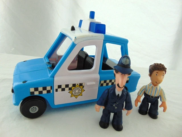 POSTMAN PAT - Pc Selby And Ben Taylor Figures With Talking Sds Police ...
