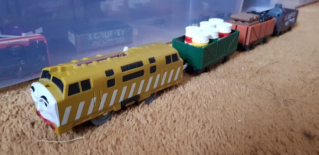 TOMY TRACKMASTER THOMAS and Friends - Diesel 10 and Rake of Wagons £13. ...