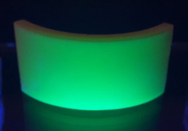 VINTAGE &THE PRINCE& Concave White Uranium Glass Safety Razor Blade ...