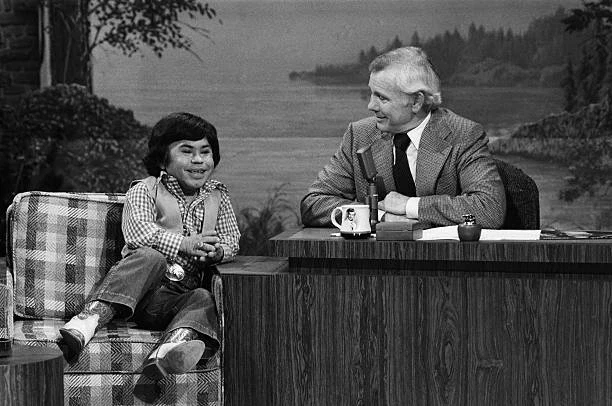OLD TV PHOTO Johnny Carson Show Actor Herve Villechaize 2 $9.00 ...