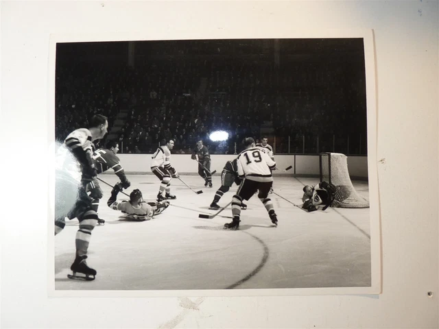 1962 HENRI RICHARD Vs Bob Perreault Boston Action Photo Of David Bier ...