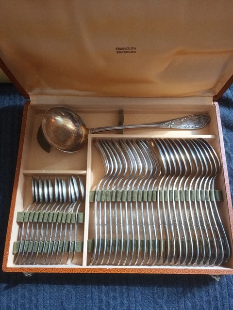 MÉNAGÈRE SFAM 37 Pièces Métal Alliage Blanc 100 Grs EUR 60,00 - PicClick FR