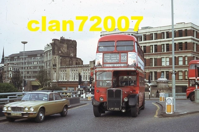 ORIGINAL BUS COLOUR slide London Transport RT2629 LYF 354 Wandsworth ...