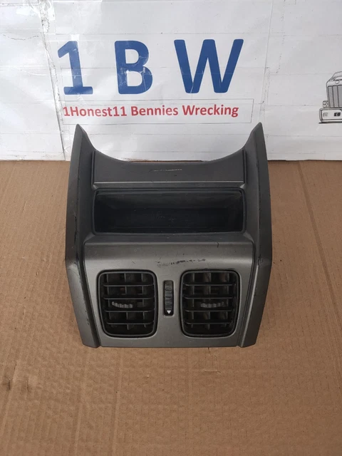 HOLDEN COMMODORE GREY CENTRE CONSOLE WK WL VY VZ REAR AIR VENT Berlina ...
