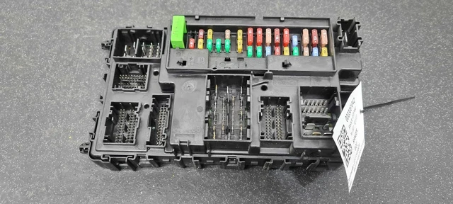 FORD RANGER WILDTRAK Mk3 2011-2023 - Body Control Module Fuse Box ...