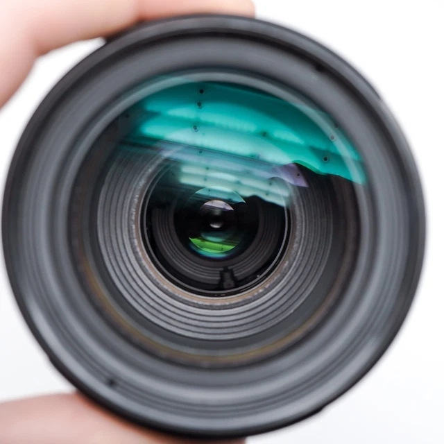 CANON EF 70-200MM f/4 L IS USM Zoom Lens - Great Condition £325.00 ...