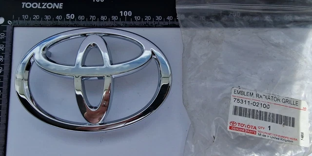 NEW GENUINE TOYOTA Corolla Chrome Grille Badge Emblem 2001-2007 Part ...
