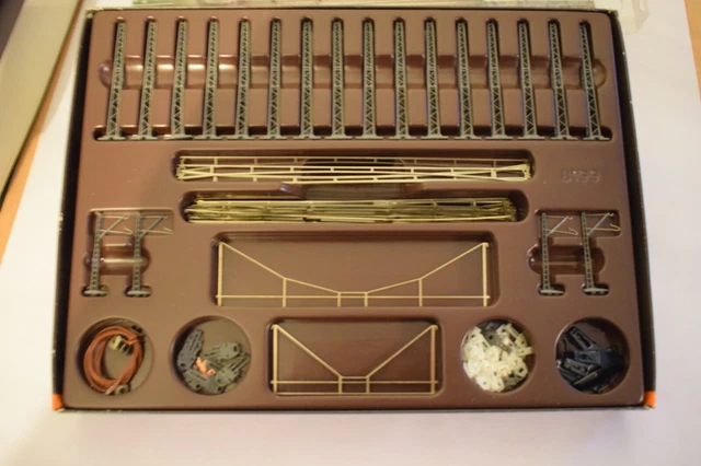 MARKLIN Z GAUGE Electric Overhead Catenary System. 8199. OT1-T2+T3. New ...