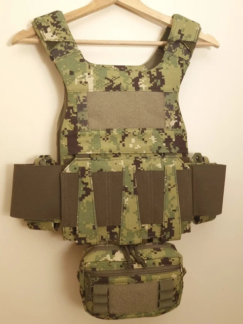 SLICK CARRIER SYSTEM Plate Carrier Multicam AOR2 Crados Custom Gear EUR ...