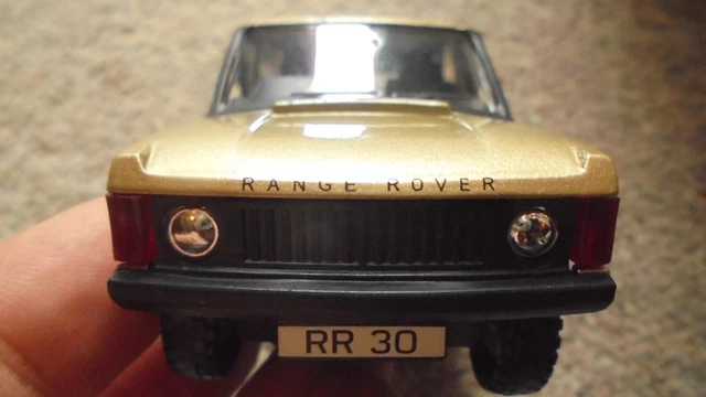 CORGI NO.57606, RANGE Rover, 30th Anniversary Gold Painted Certificate ...