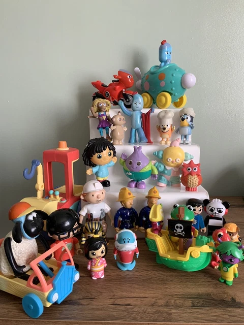 CBEEBIES TOY FIGURES, Moon & Me, Bluey, Various Figures Bundle £12.00 ...