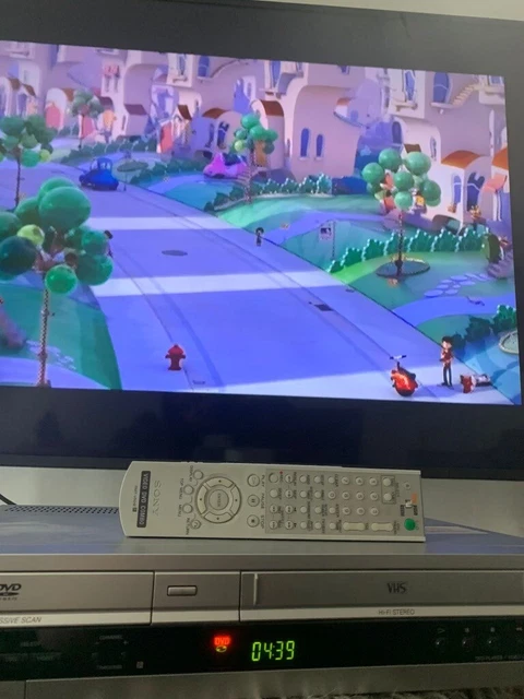 SONY DVD PLAYER/ VIDEO CASSETTE RECORDER SLV-D360P VHS DVD Combo With ...