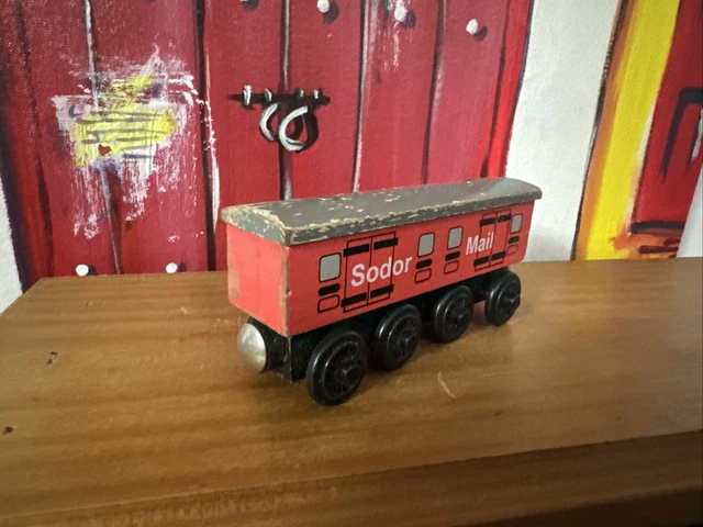 SODOR MAIL COACH 1997 Thomas The Tank Engine & Friends Wooden Railway ...