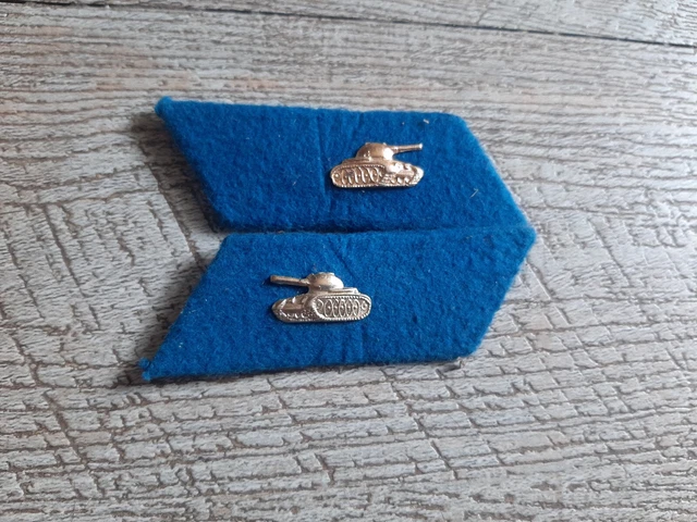 PAIR MILITARY INSIGNIA tanker collar tanker Russian tank troop Russia ...