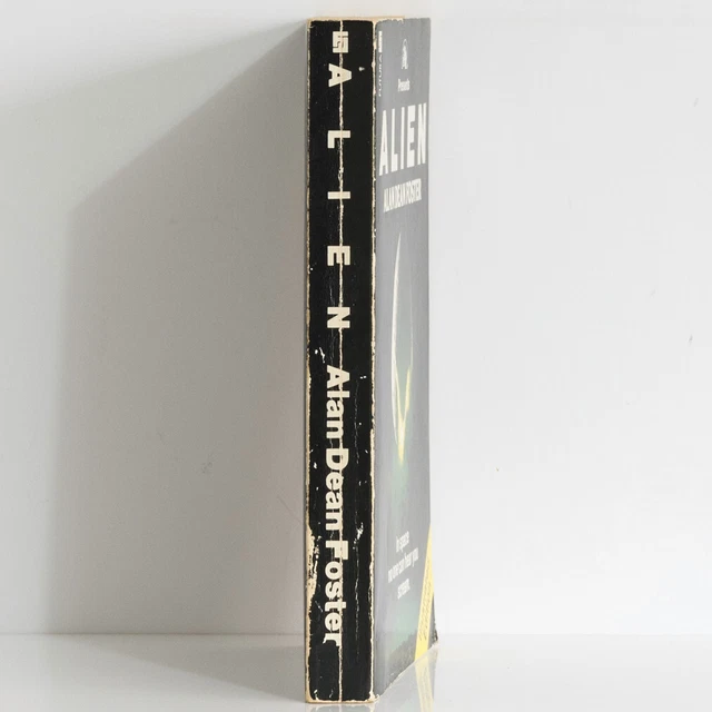ALAN DEAN FOSTER Alien - illustrated edition, 1979 Futura, SF Movie ...
