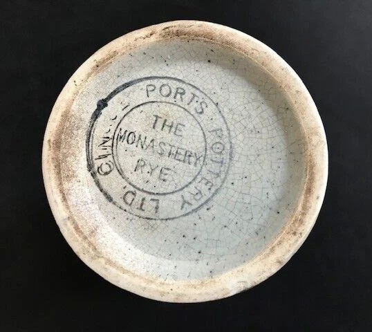 THE MONASTERY RYE CINQUE PORTS Studio POTTERY VASE or PEN HOLDER 16.5cm ...