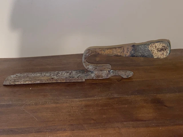 ANCIEN BOUTOIR OUTIL de Maréchal Ferrant vieux métiers patte de cheval ...