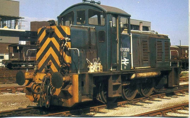 DIESEL SHUNTER LOCOMOTIVE Class 07 07009 Southampton Docks OPC Postcard ...
