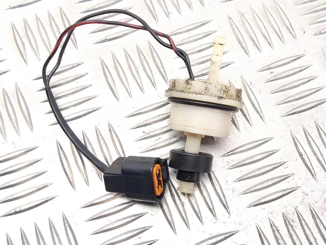 MITSUBISHI L200 K74 fuel filter housing 2.5td 1997 £36.00 - PicClick UK