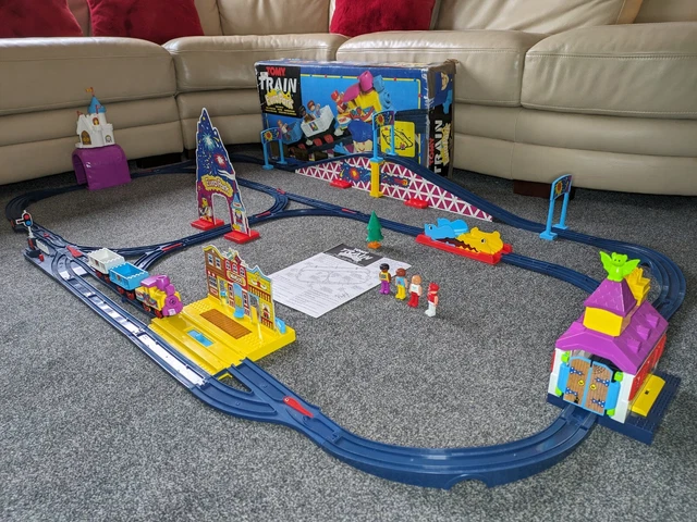 VINTAGE TOMY TRAIN Set Euro Park 1995 - Boxed & 100% Complete £129.99 ...