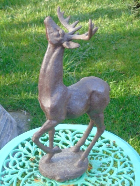 STATUE D UN cerf debout en fonte pat brun-rouillé . EUR 45,00 - PicClick FR