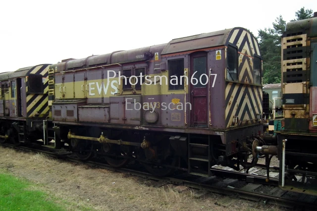 CLASS 08 SHUNTER 08653 in EWS stored at Long Marston open day £0.75 ...