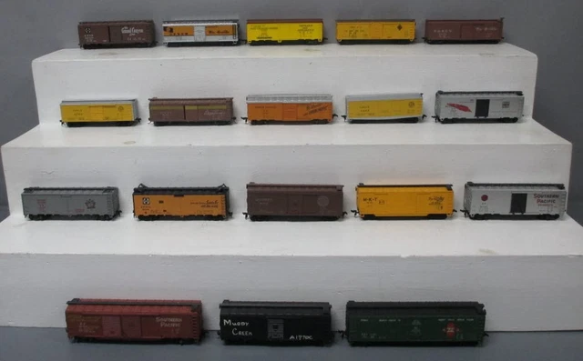 ROCO, LIFE-LIKE & Other HO Scale Freight Cars [18] EUR 35,93 - PicClick DE