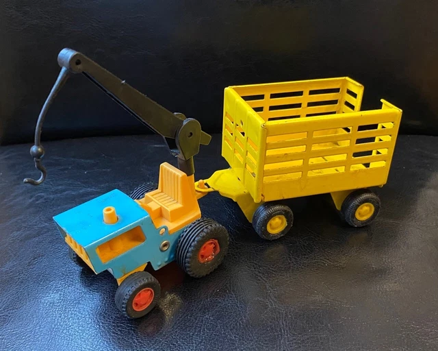 TRI-ANG MIGHTY TRACTOR & TRAILER - Vintage Plastic & Metal Tin Plate £3 ...