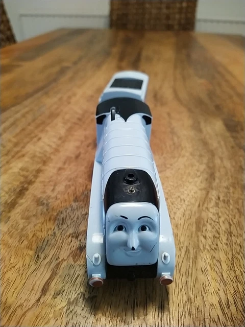 THOMAS THE TANK ENGINE TRACKMASTER MOTORISED SPENCER TRAIN, Read ...