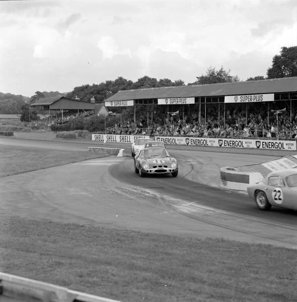 GRAHAM HILL, JOHN Coombs Ferrari 250 GTO 1963 Sports Car Motor Racing ...