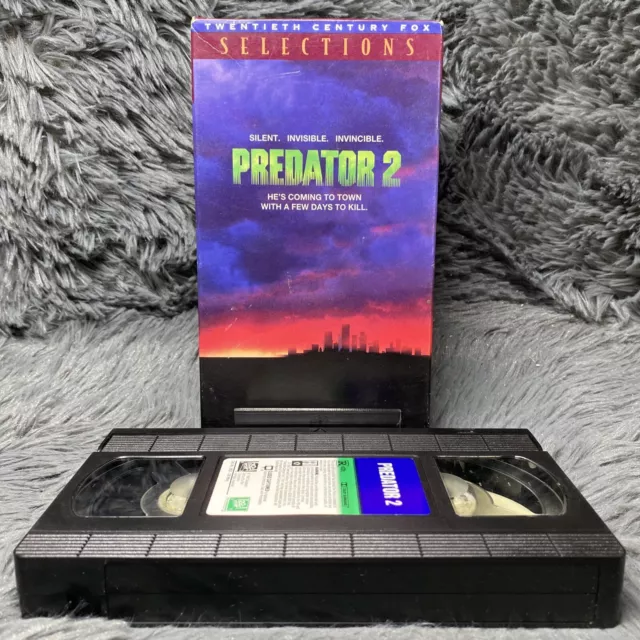 PREDATOR 2 VHS 1990 Gary Busey Danny Glover Bill Paxton Sc-Fi Horror ...