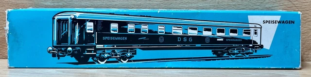 MARKLIN 'HO' GAUGE 4024 D.S.G. (Speisewagen) Restaurant Car With Light ...
