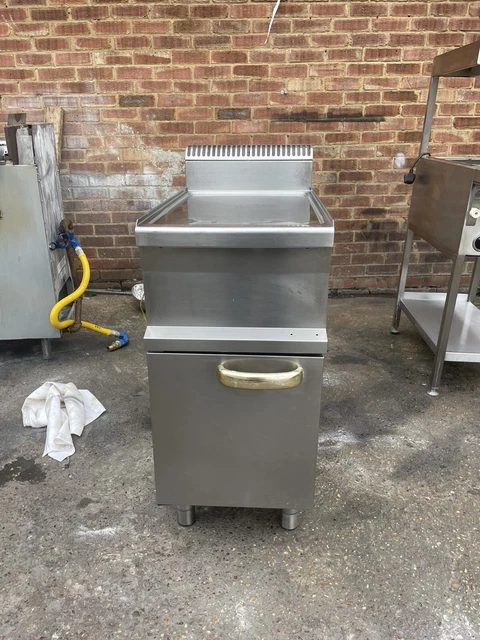 STAINLESS STEEL 2 step table with single Door slim line work bench 40 ...