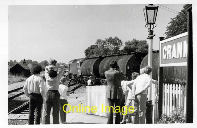 RAILWAY PHOTO CLASS 33 33020 shunts oil tanks at Cranmore 28/8/1979 P2 ...