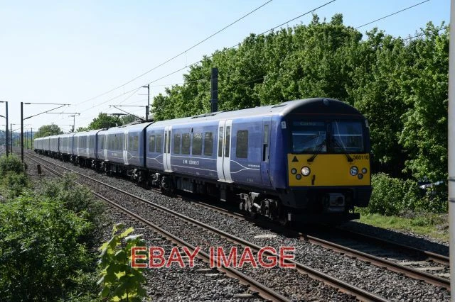 PHOTO CLASS 360/0 Desiro Emu No.360 106 (3) Of East Midlands Railway In ...