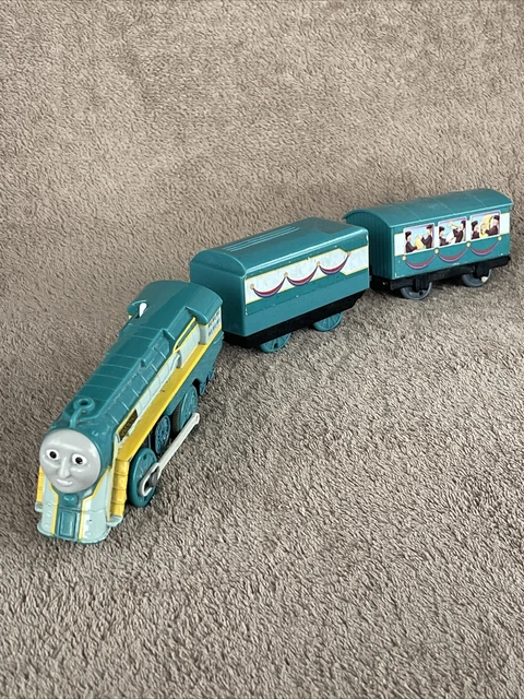 THOMAS THE TANK Engine Tomy Trackmaster Connor Train And Carriages £45. ...