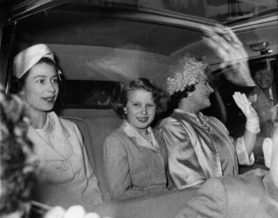 ROYALTY - PRINCESS Margaret and Antony Armstrong-Jones 1960 OLD PHOTO ...