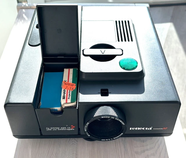 REFLECTA DIAMATOR DELUXE AF System Delux Slide Projector 35mm £85.00 ...
