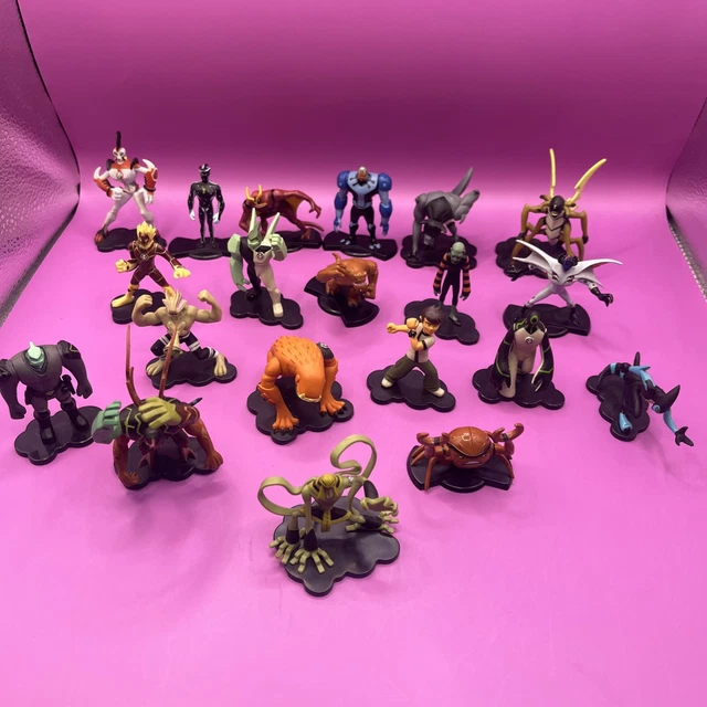 BEN 10 MINI Micro Figures On Stands Corinthian Collectables Bundle x 20 ...